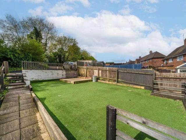 2 bed house for sale