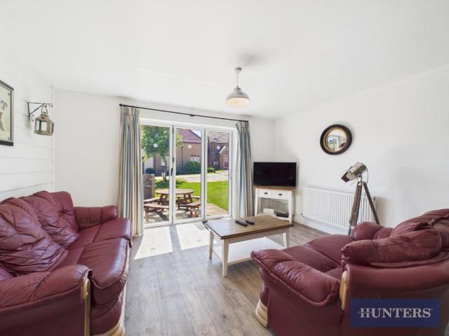 2 bed house for sale