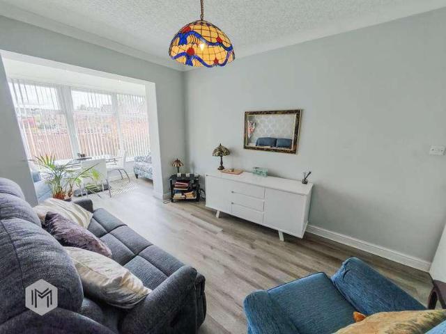2 bed house for sale