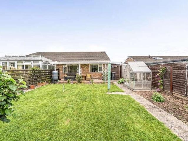 2 bed house for sale