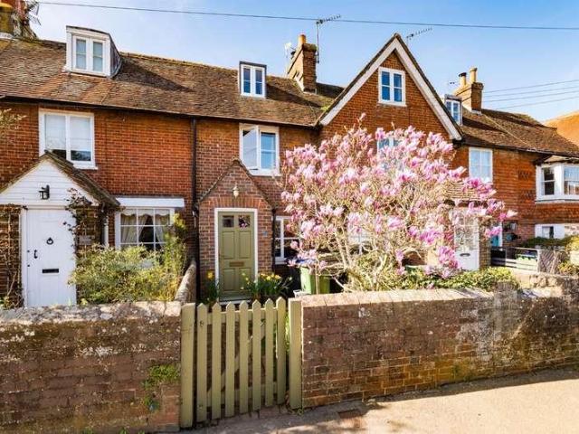 2 bed house for sale