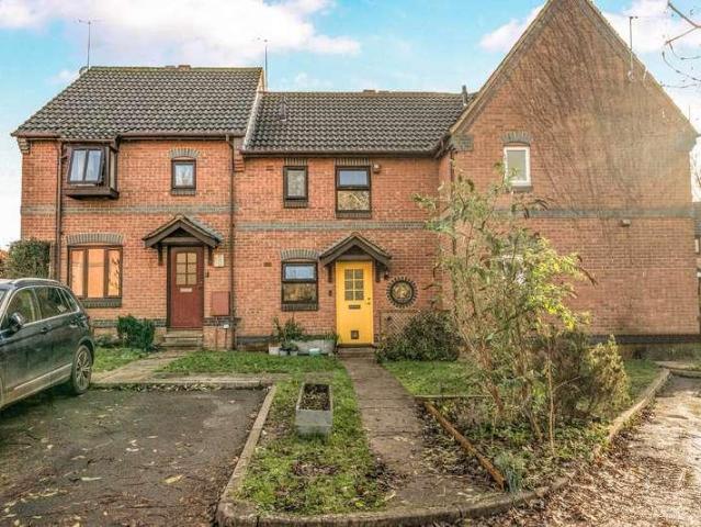 2 bed house for sale