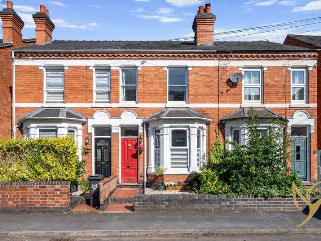 2 bed house for sale