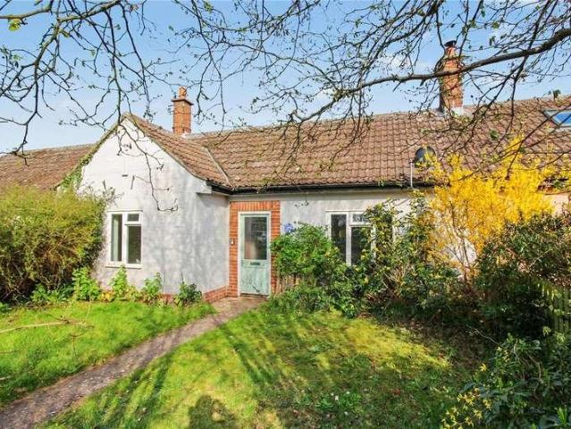 2 bed house for sale