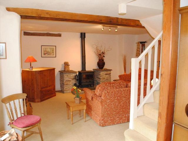 2 bed house for sale