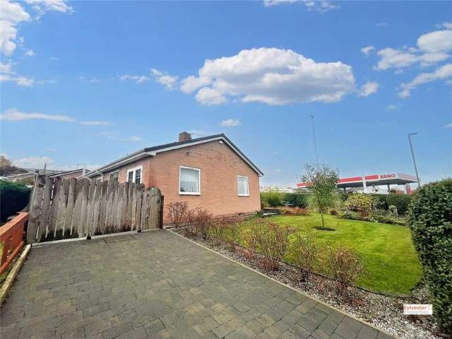 2 bed house for sale
