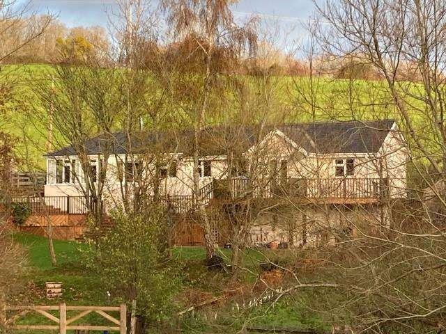 2 bed house for sale
