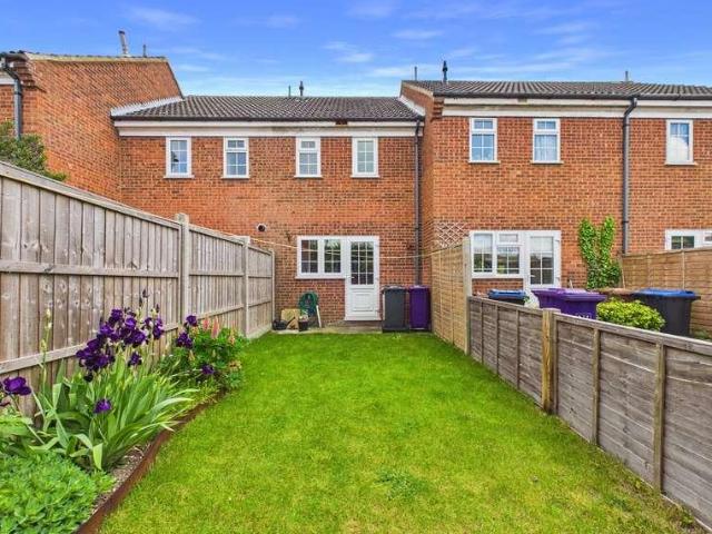 2 bed house for sale