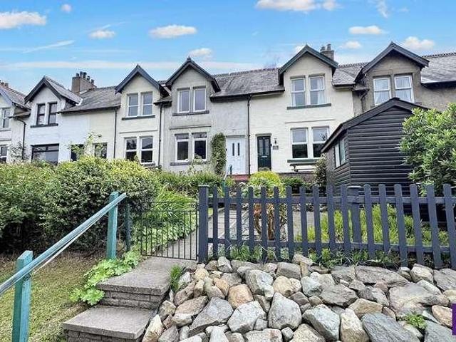 2 bed house for sale