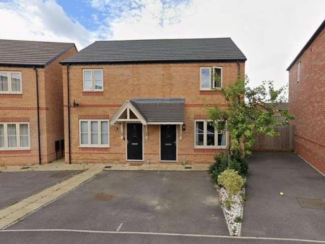 2 bed house for sale