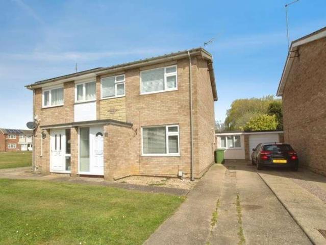 2 bed house for sale