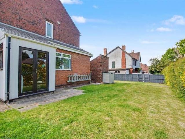 2 bed house for sale