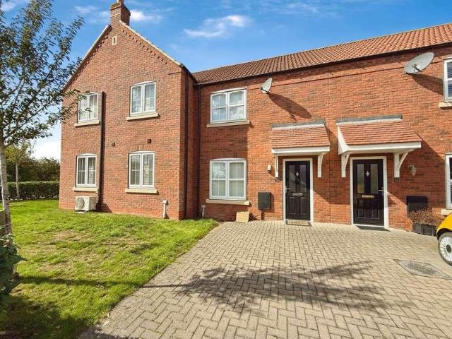 2 bed house for sale