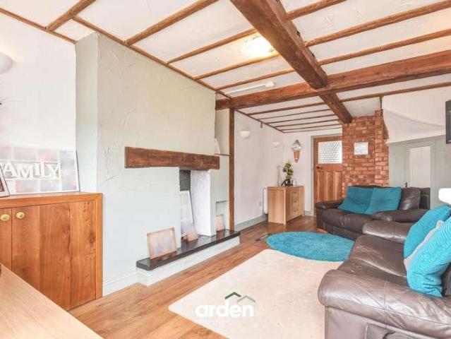 2 bed house for sale