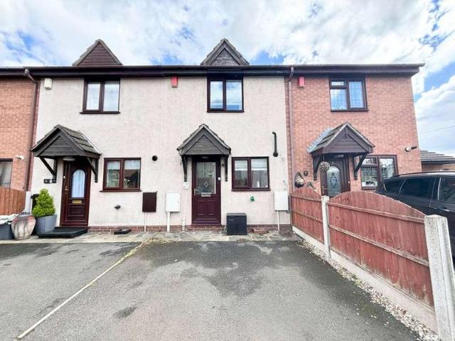 2 bed house for sale