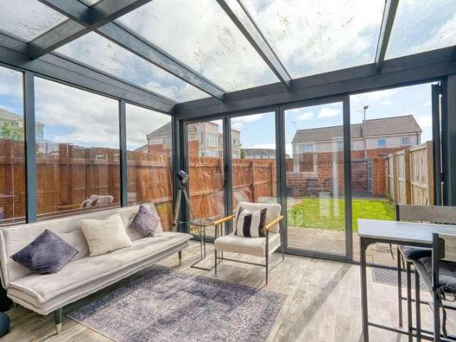 2 bed house for sale
