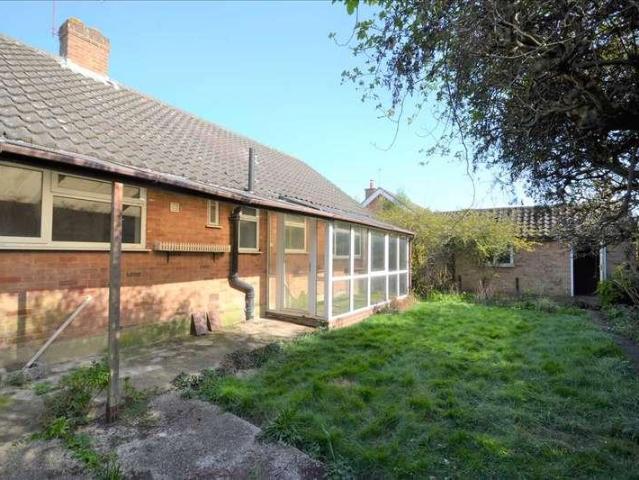 2 bed house for sale