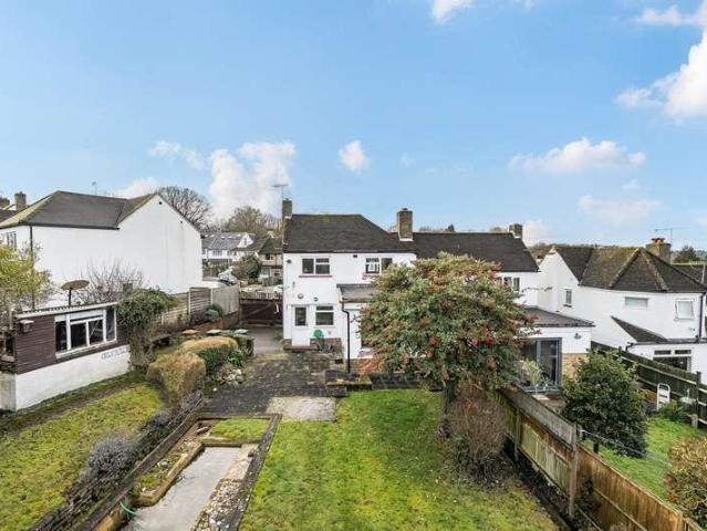 2 bed house for sale