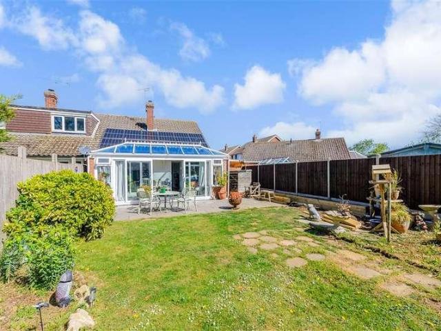 2 bed house for sale