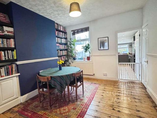 2 bed house for sale