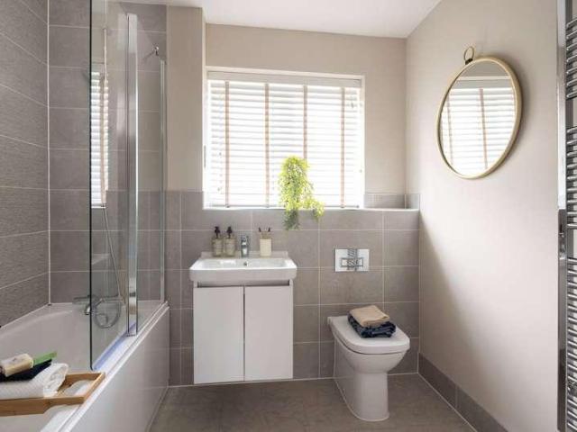 2 bed house for sale