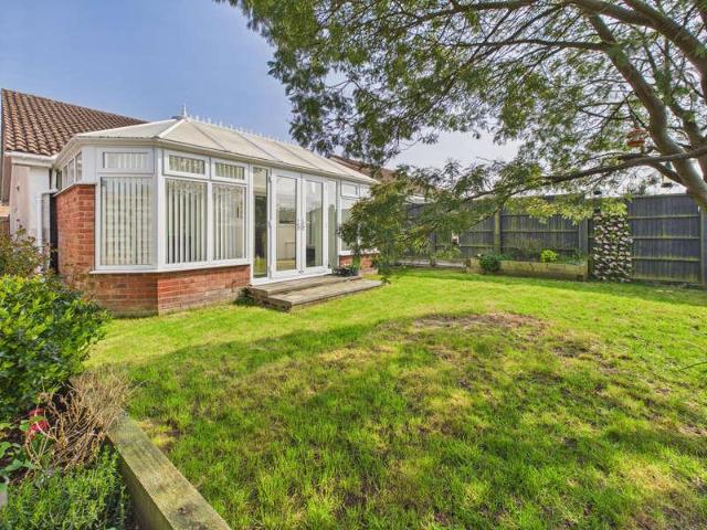 2 bed house for sale