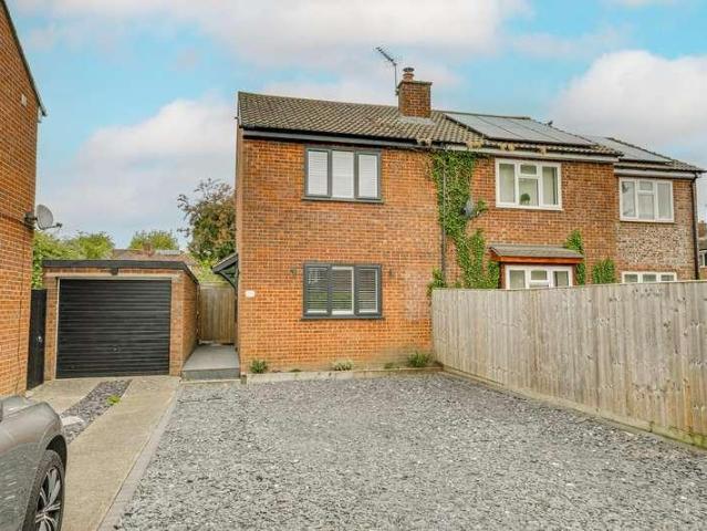 2 bed house for sale