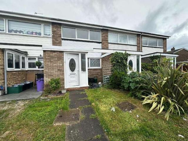 2 bed house for sale