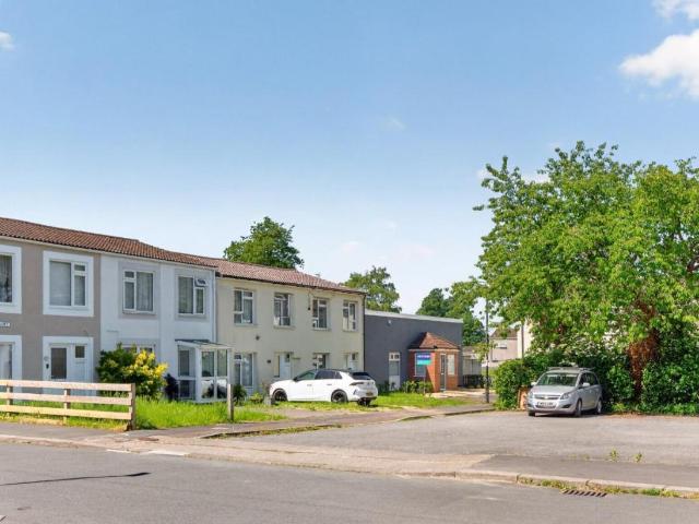 2 bed house for sale