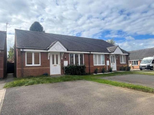 2 bed house for sale