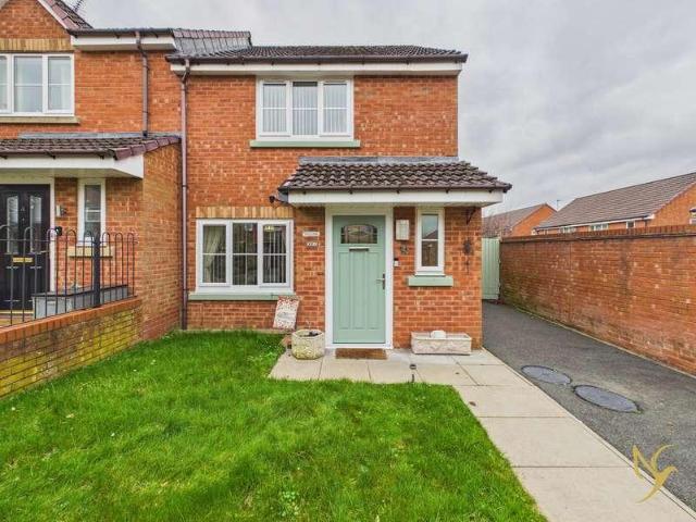 2 bed house for sale