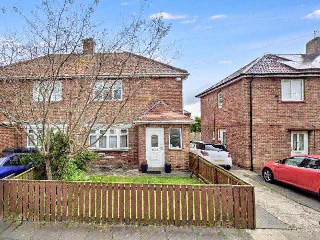 2 bed house for sale