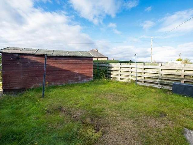 2 bed house for sale