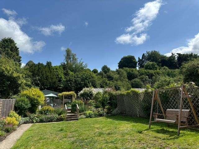 2 bed house for sale