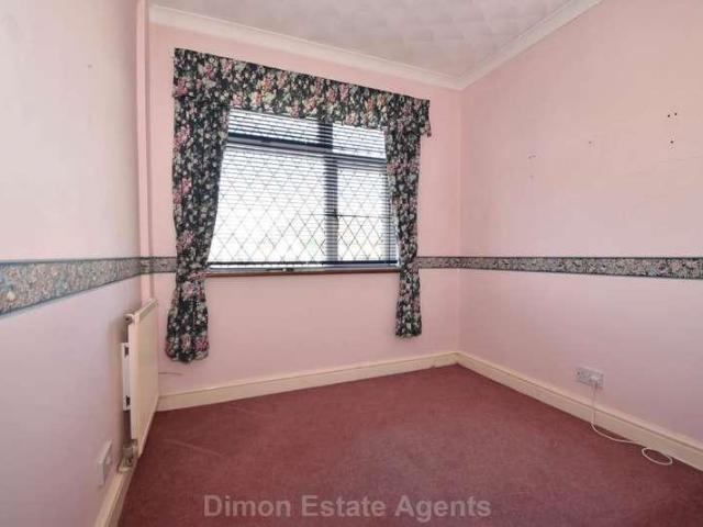 2 bed house for sale