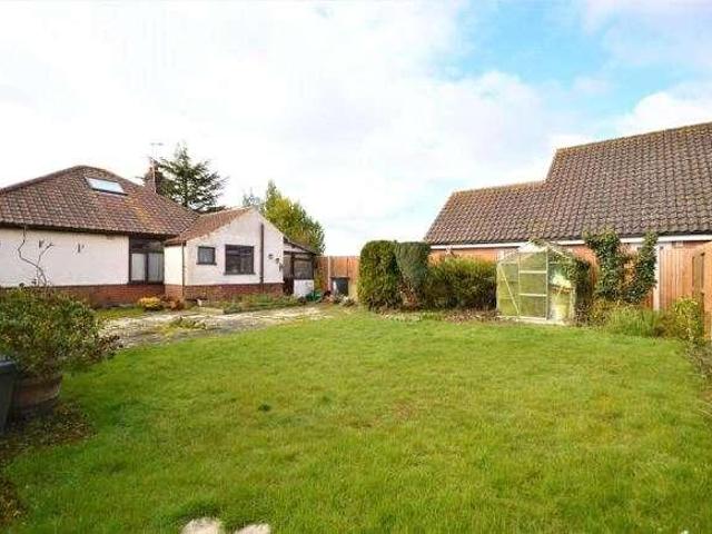 2 bed house for sale
