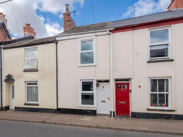 2 bed house for sale