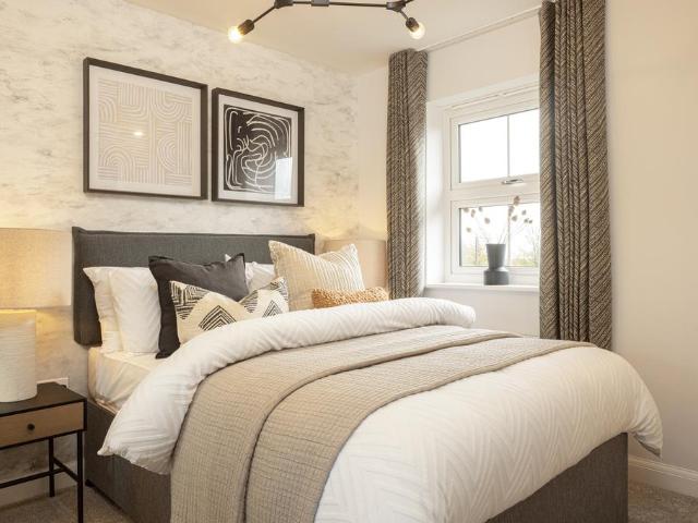 2 bed house for sale