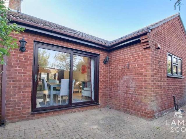 2 bed house for sale
