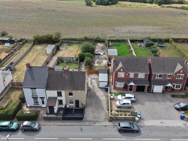 2 bed house for sale
