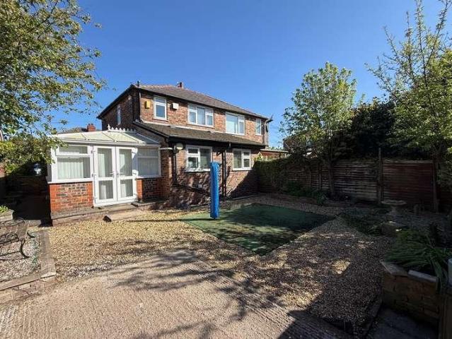 2 bed house for sale