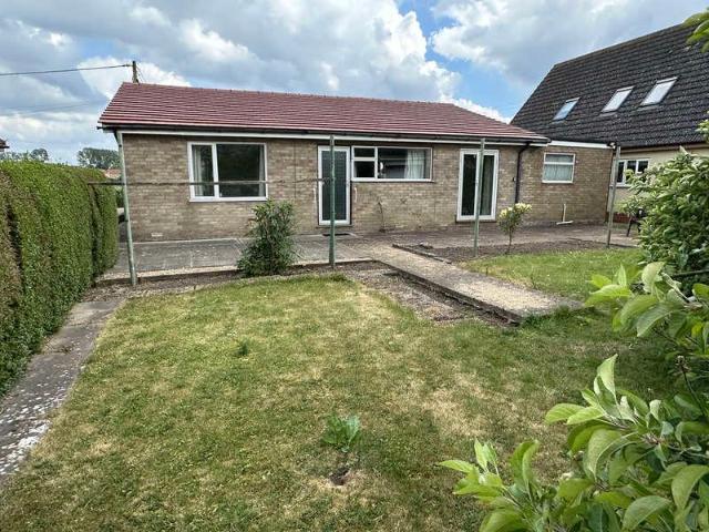 2 bed house for sale