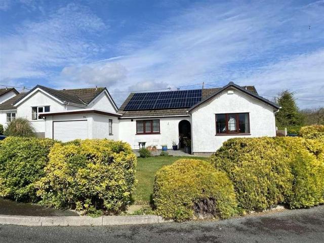 2 bed house for sale