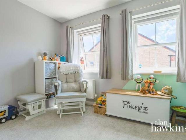 2 bed house for sale