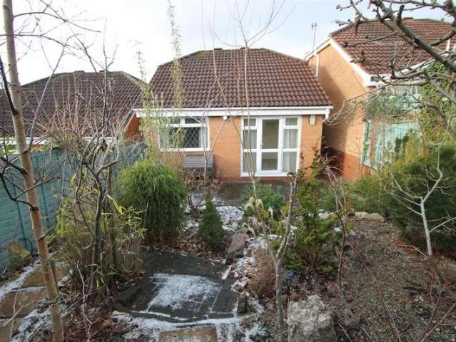 2 bed house for sale