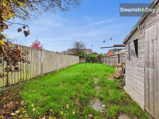 2 bed house for sale
