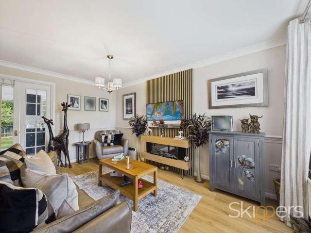 2 bed house for sale