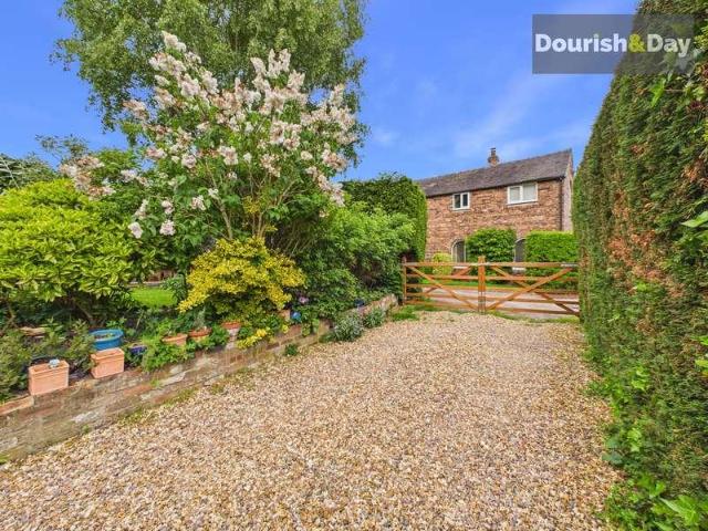 2 bed house for sale