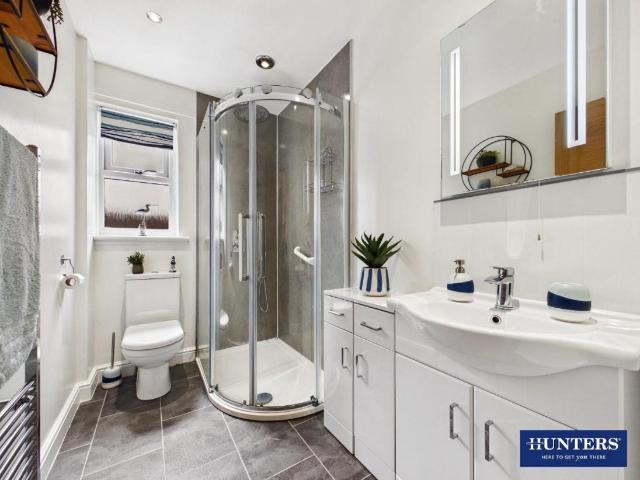 2 bed house for sale