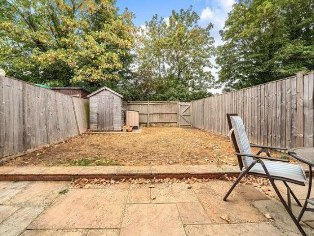 2 bed house for sale